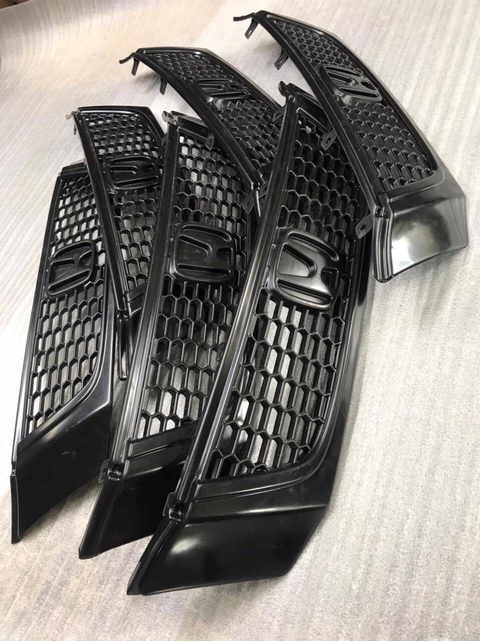 FRONT Bumper Grille Euro-R for Honda Cr-V Rd1 Rd2 96-01 | eBay