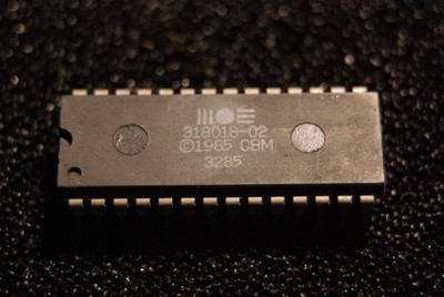 Commodore 128 MOS Technology 318018-02 PULLED FROM WORKING C128 ...
