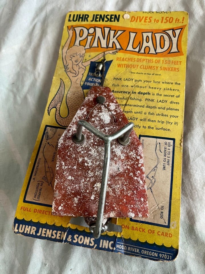 10 Vintage Fishing Fish Lures in Package Musky Cisco Kid Abu Sweden ...