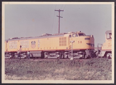 Union Pacific RR GE 4500 GTEL turbine locomotive #58 color photo | eBay