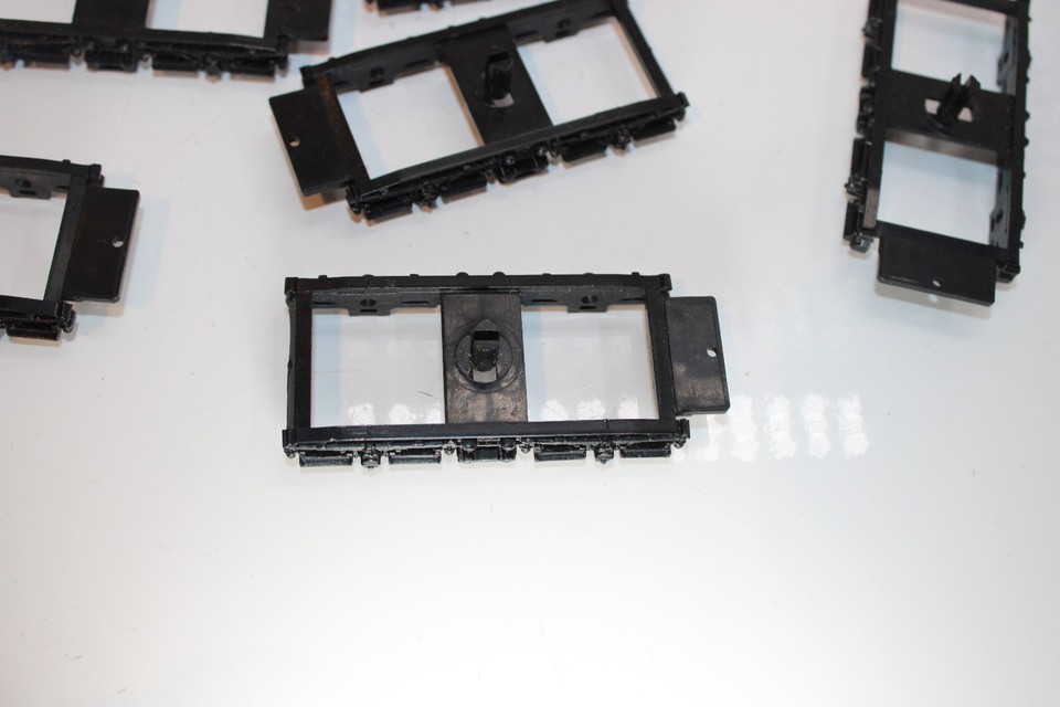 Replica 3023E OO GWR/BR Collett Coach Bogie Frames x 14 - No Wheels or ...