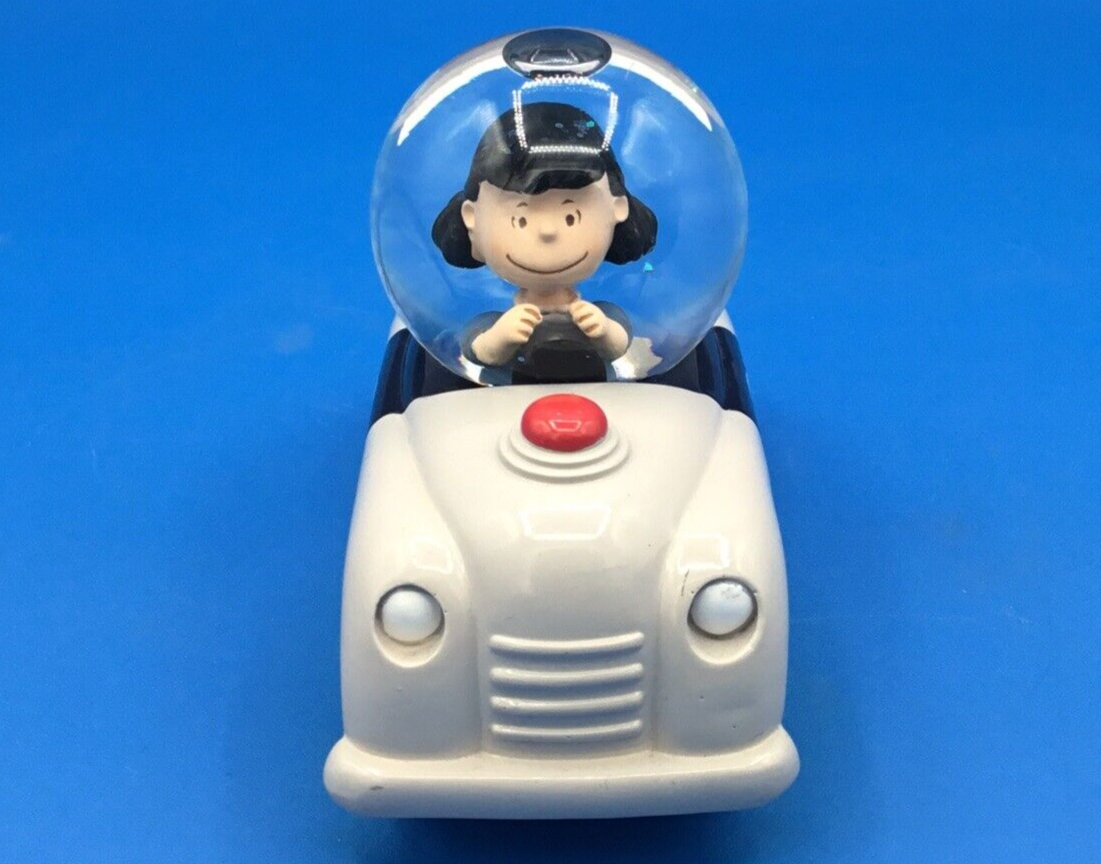 HALLMARK Peanuts Gang Gallery Water Snow Globe Car 2013 LUCY Fast Free ...