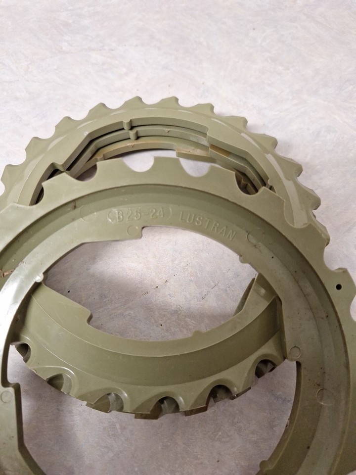 Lustran set of 4, B25-24 Planter Plates | eBay