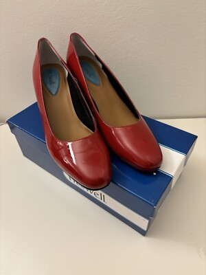 Great Holiday Party Shoes! New Bright Red Pumps Size 9.5 with 2 1/4 ...