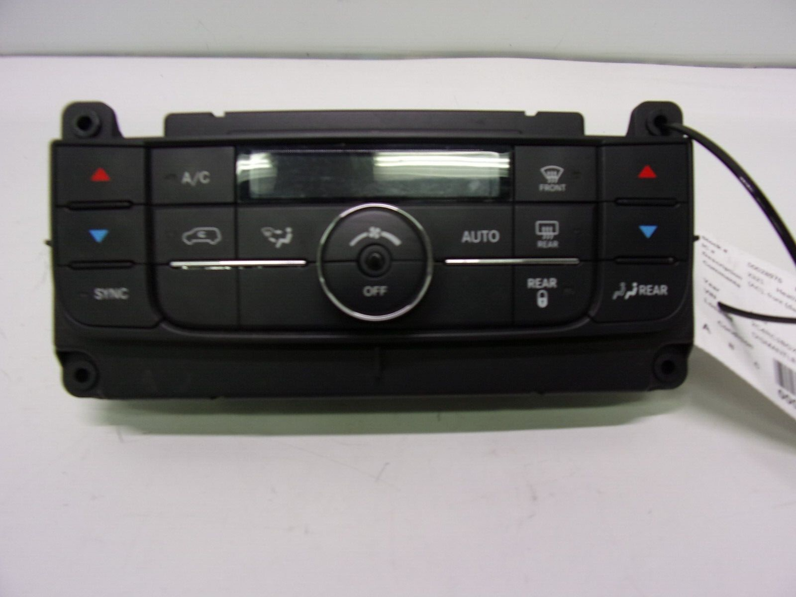 CHRYSLER TOWN & COUNTRY 2011-2016 Heat/AC Controller (AC), front (dash ...
