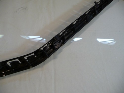 2008-11 Mercedes W204 right bumper retainer bracket 2048800430 | eBay