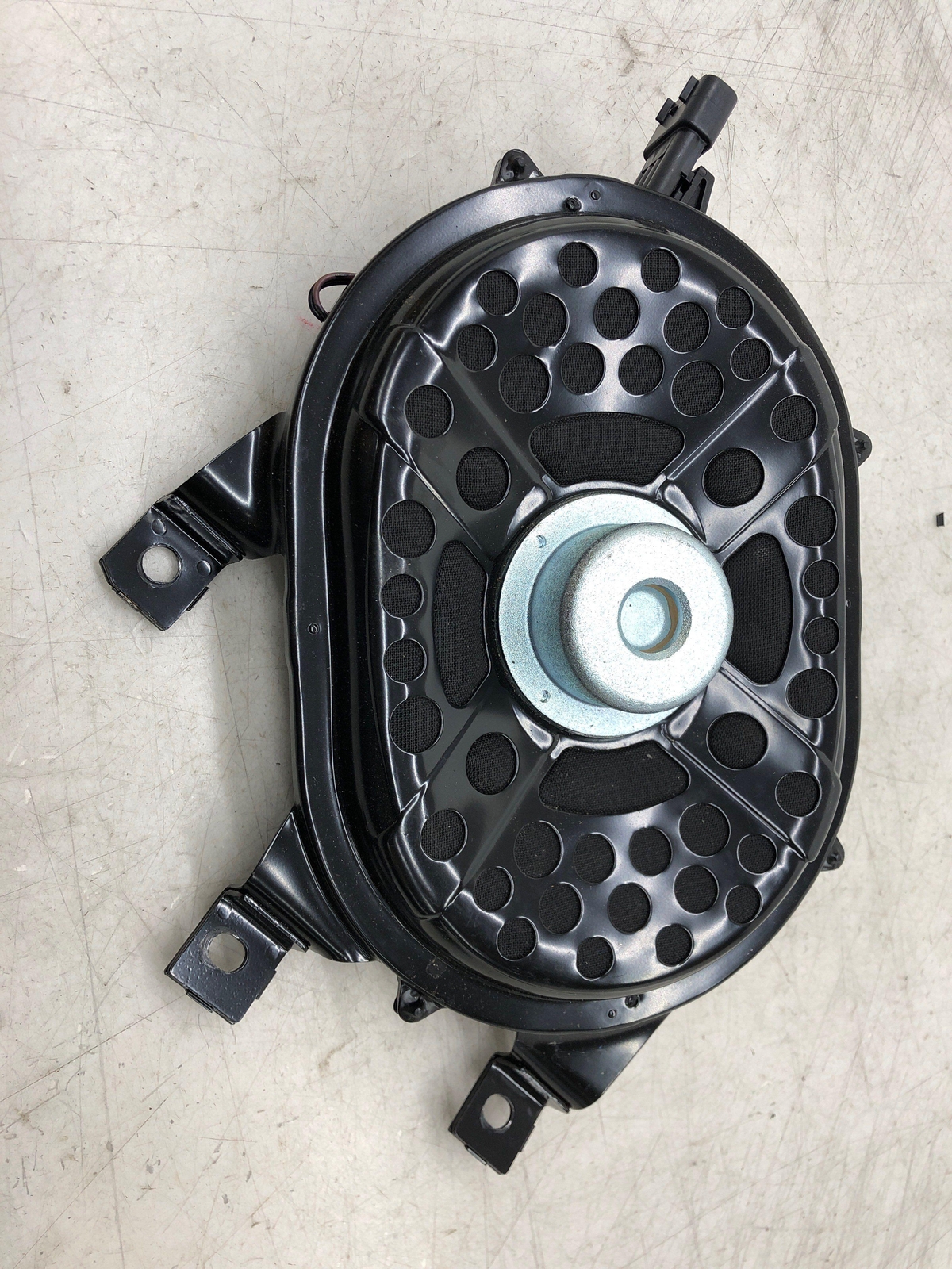 2018 2019 2020 2021 LAND RANGE ROVER SPORT SUBWOOFER SPEAKER GK62-18808 ...