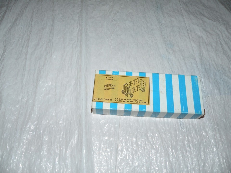 Lot of Circus Wagon Kits *HO-Scale* Plus 3 Circus Figures | eBay