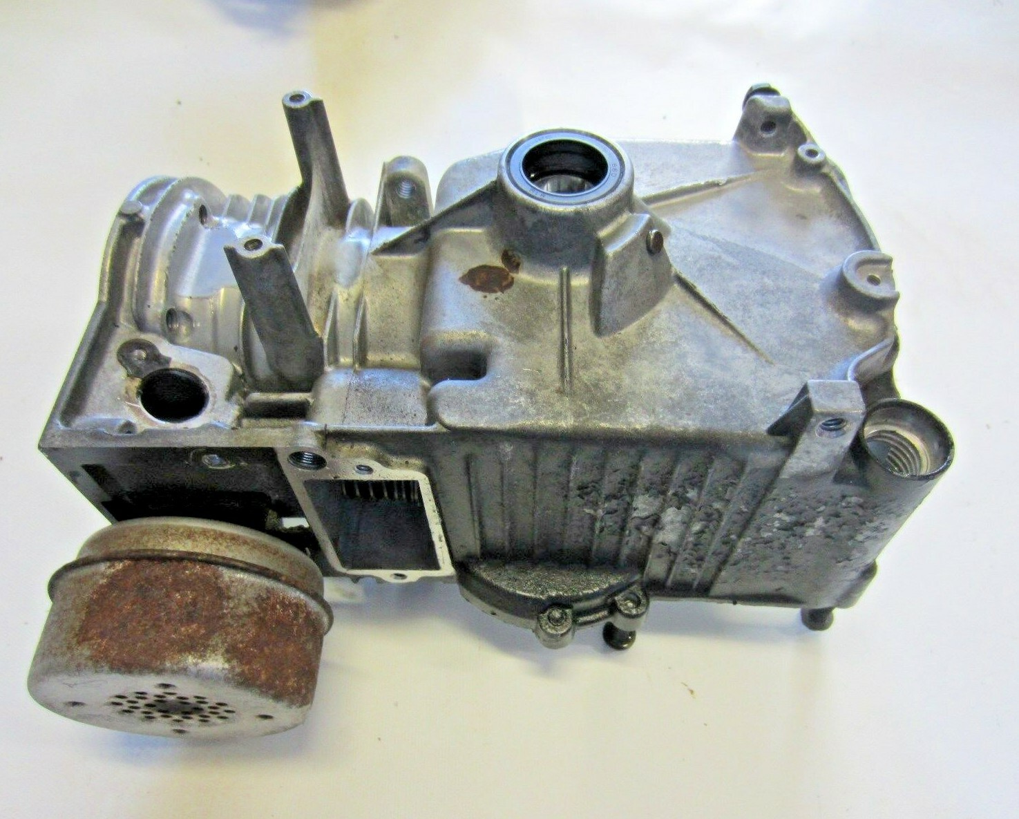 Briggs and Stratton Engine 10A902 Cylinder Muffler part 699653, 399164 ...