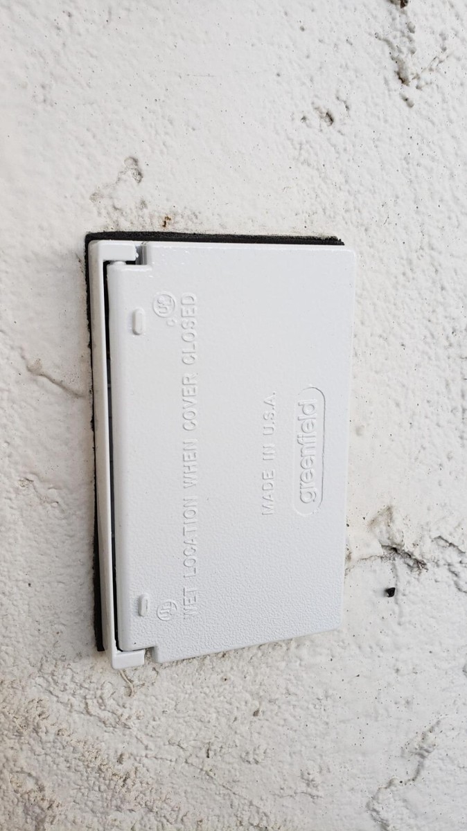 Greenfield Weatherproof Electrical Box