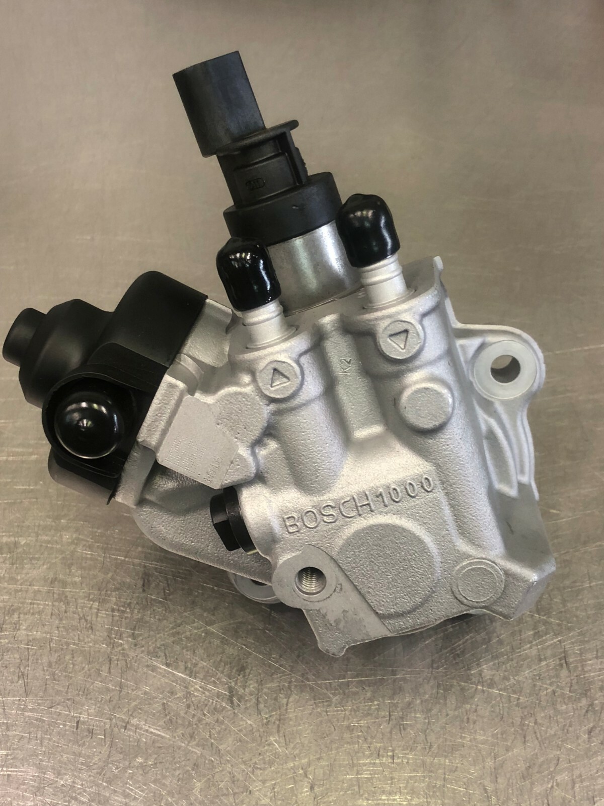 Hochdruckpumpe 4 Zyl BMW 13518577643 0445010506 0445010509 0986437455 ...