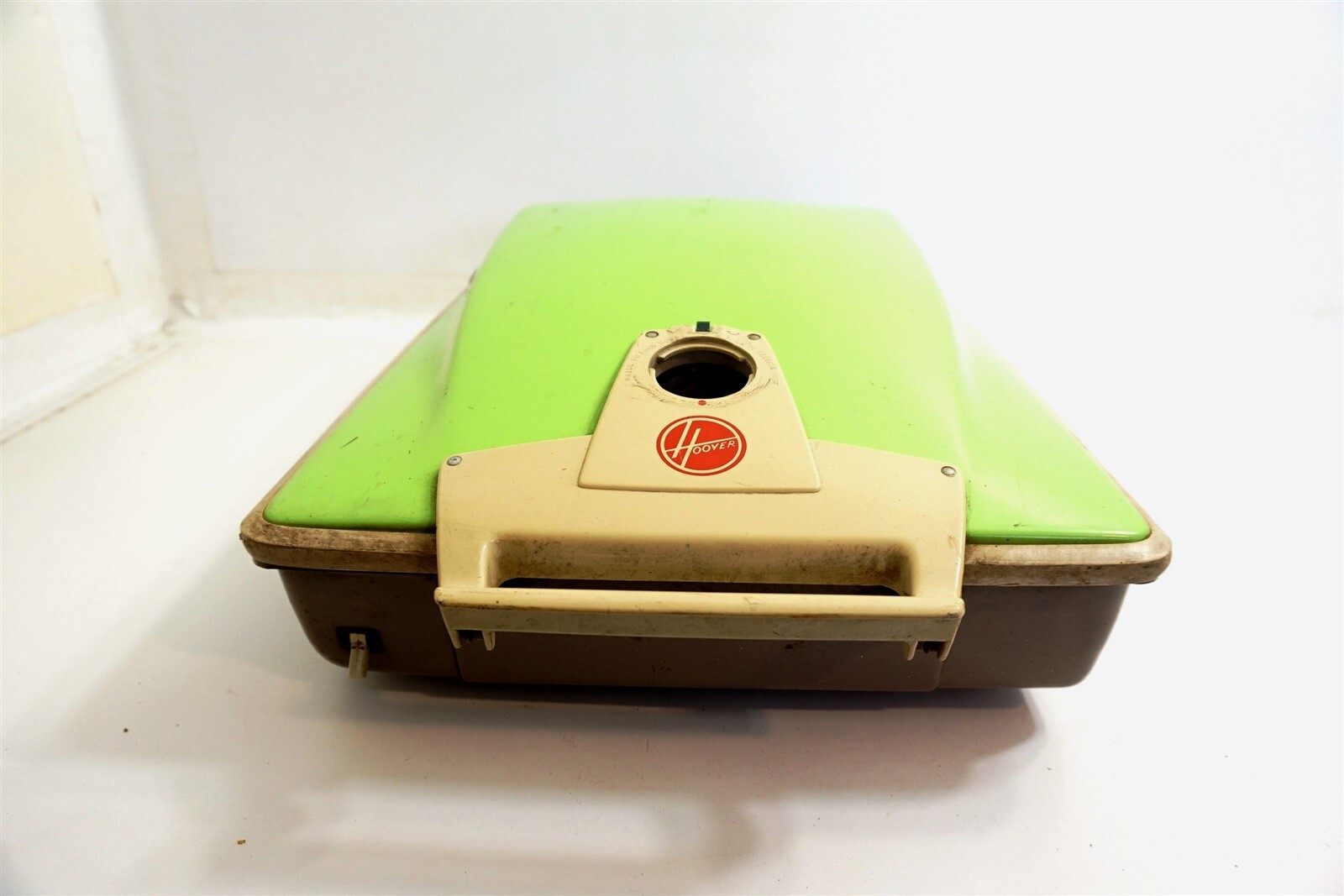 Vintage 1960's HOOVER Slimline Green Vacuum Cleaner Model 2017 ~ Main ...