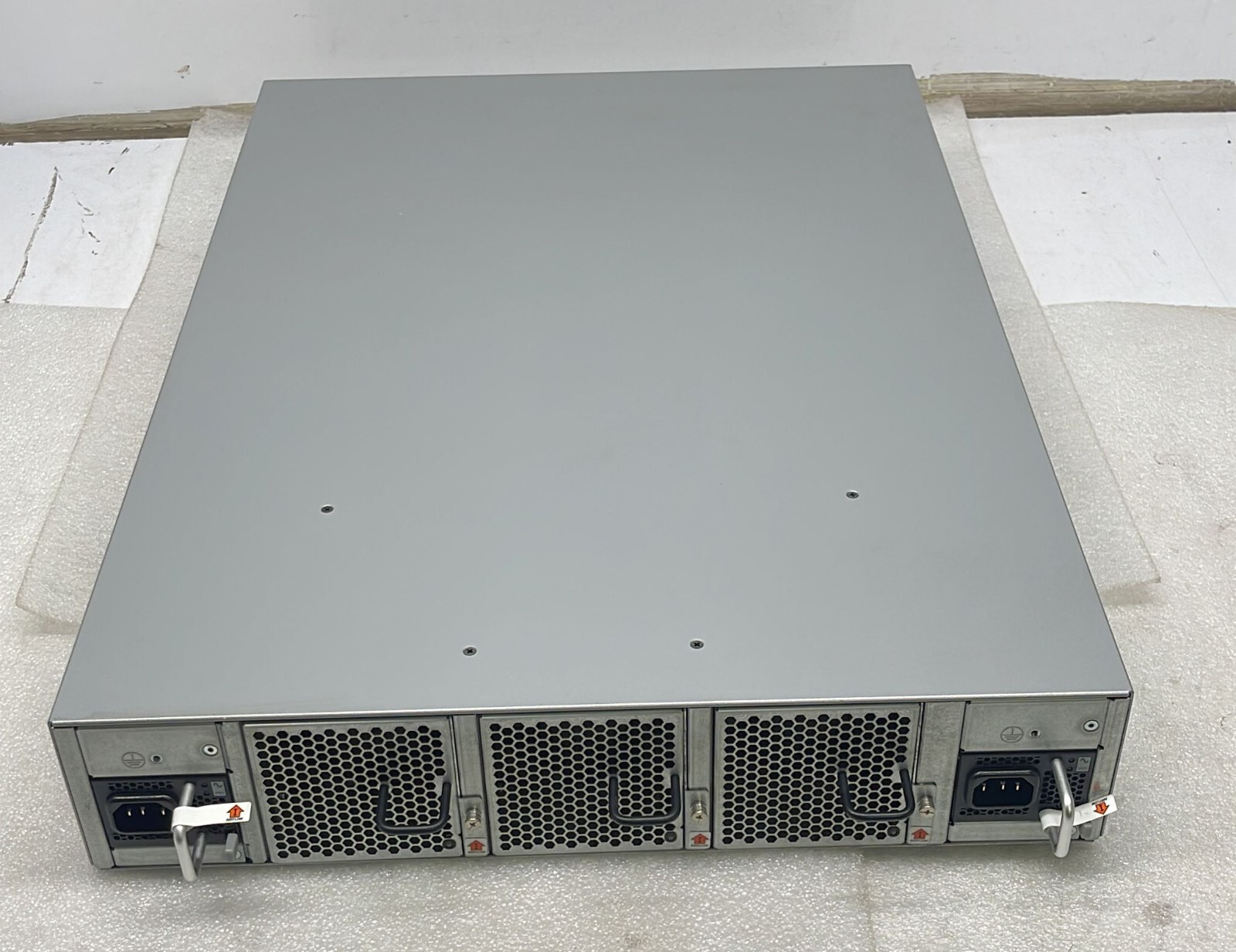 Brocade 6520 EMC DS-6520B 96-Port Fiber Channel Switch 100-652-862-00 W ...