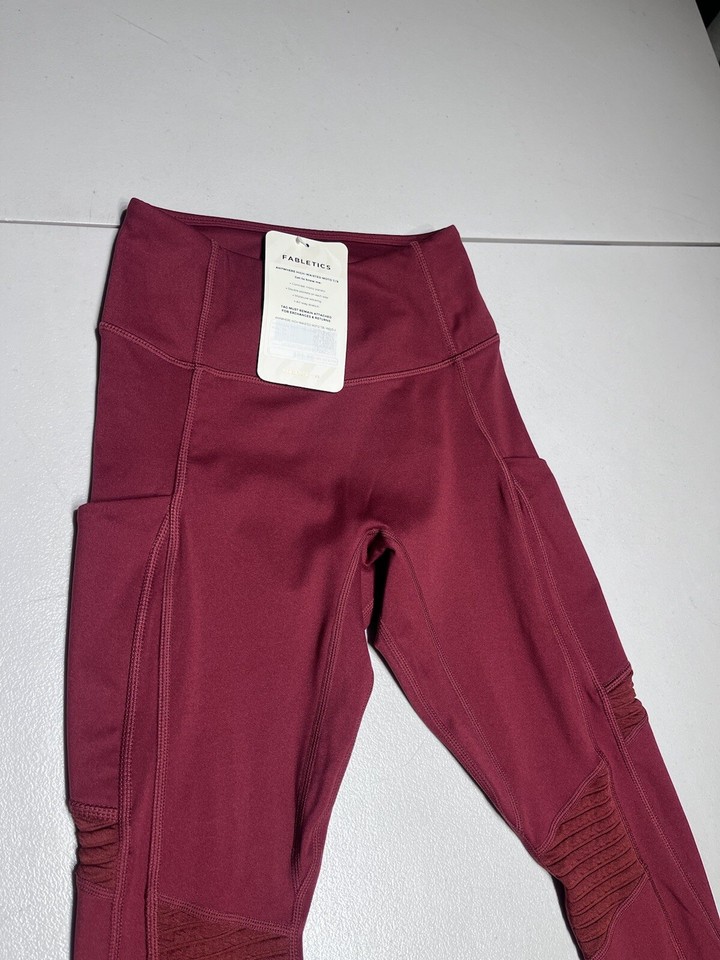 Fabletics Anywhere Pant Women’s XXS High Waist Leggings 7/8 Red Gym ...