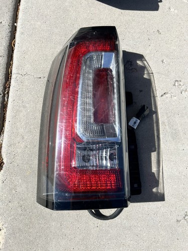 2015-2020 GMC Yukon Tail Light LED Left Driver Side OEM 84536242 | eBay