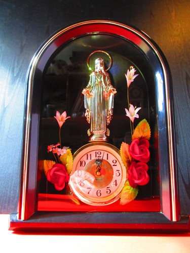 Vintage Shrine to Virgin Mary Clock in Case with Roses Immaculate Works ...
