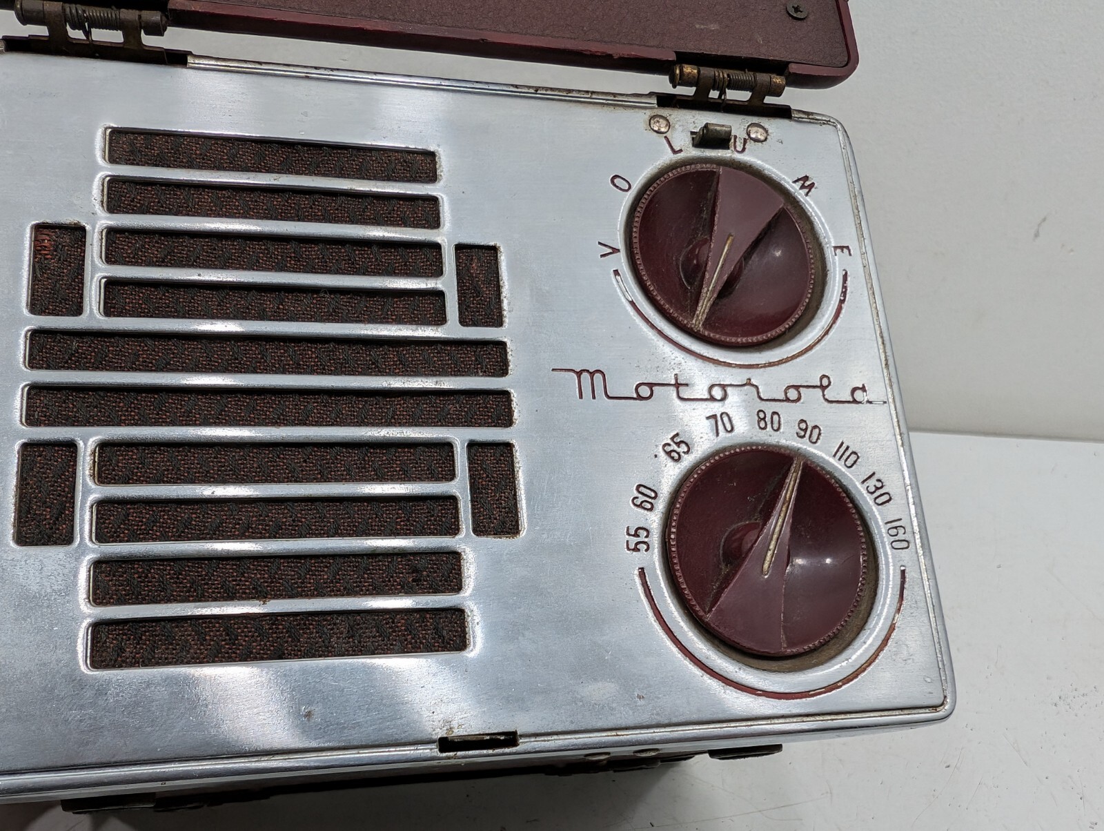 VINTAGE Motorola 1946 Lunch Box Radio, Model 5A5 Antique Portable - AS ...