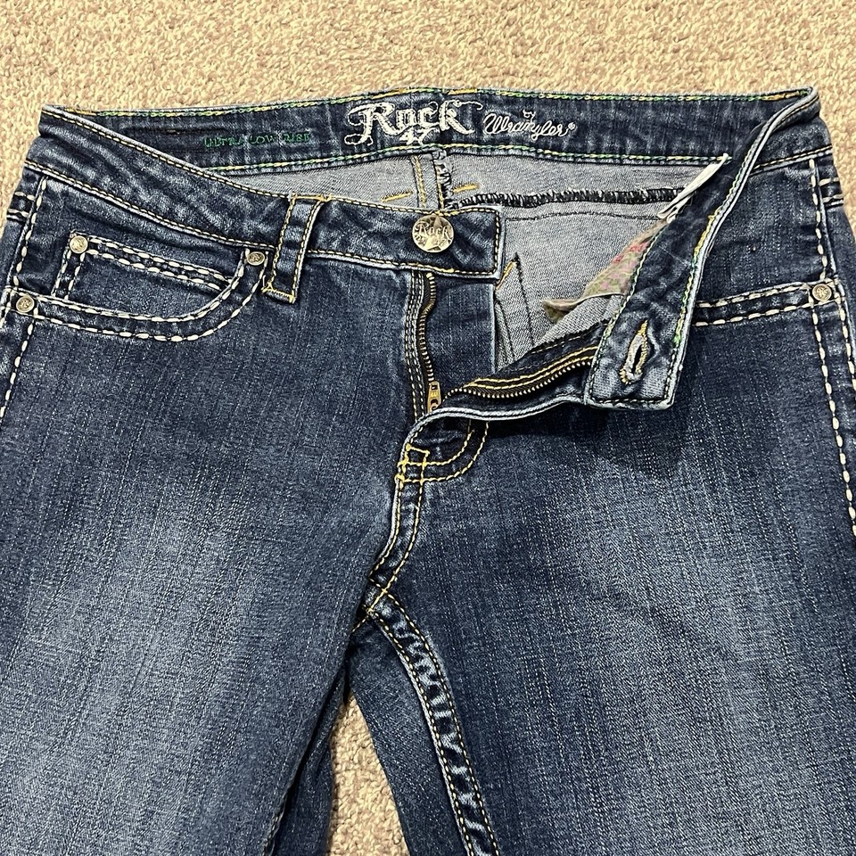 Wrangler Rock 47 Jeans Womens 28x32 Boot Cut Embroidered Pockets Ultra ...