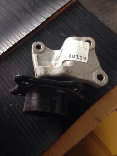 Mitsubishi Colt RG LS 5D Hatchback Engine Mount LF 2005 | eBay Australia
