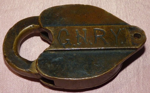 Great Northern GNRY Brass Heart Shaped Railroad Lock | eBay