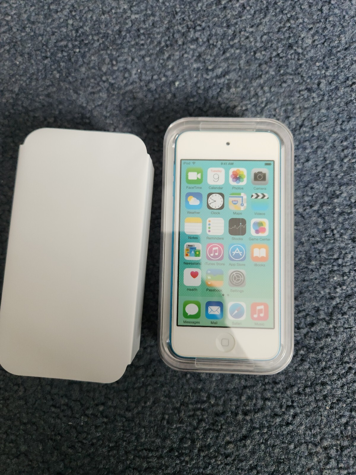 Apple MD717BT/A) 5th Generation 32 GB iPod Touch - Blue for sale online ...