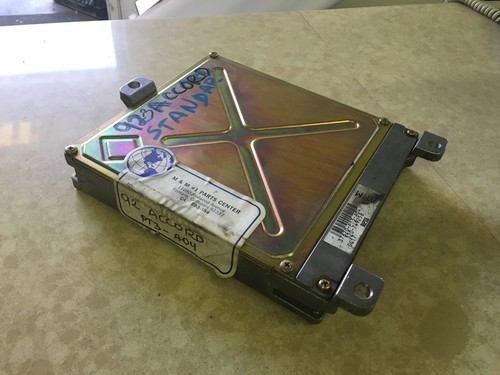 1992 93 HONDA ACCORD OEM ENGINE COMPUTER BOX 37820-PT3-A04 | eBay