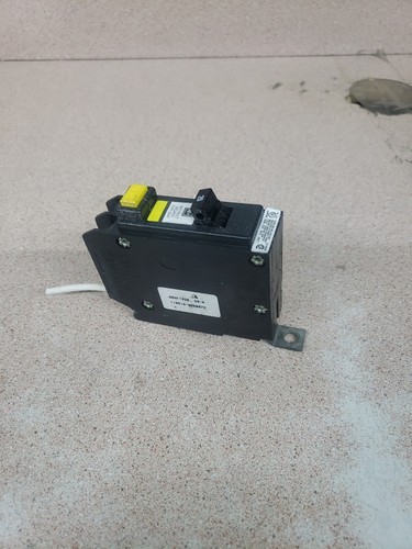 1) Cutler Hammer QBAF1020 1P 20A 120V Arc Fault Circuit Breaker Used ...