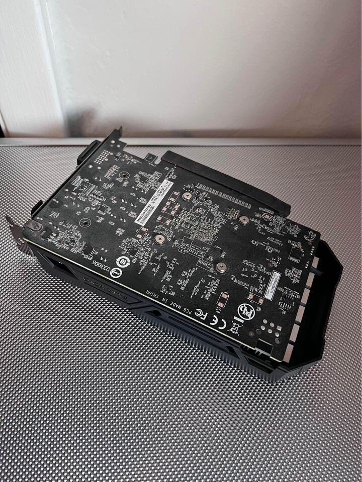 Gigabyte GTX 1050 2GB PCIE DVI/HDMI/Displayport Video Card GV-N1050OC ...