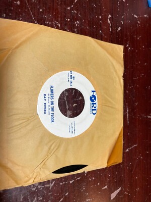 RAY RIVERA: FLOWERS ON THE FLOOR/I WALKED UP THE MOUNTAIN --- 45 ...