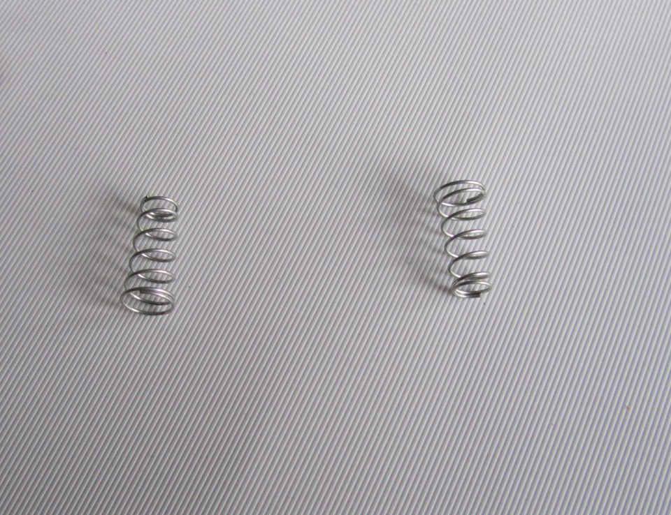 Pack of 50 Chrome Strat/Tele Bridge Saddle Springs 14.5mm Pickup Spring ...