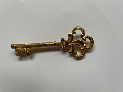 Vintage 1948 Coro Adolph Katz Key Brooch Pin goldtone..bx4 | eBay