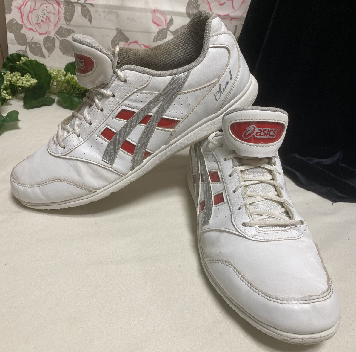 ASICS Cheer 8 Infinity White/Red Cheerleading Shoes S… - Gem