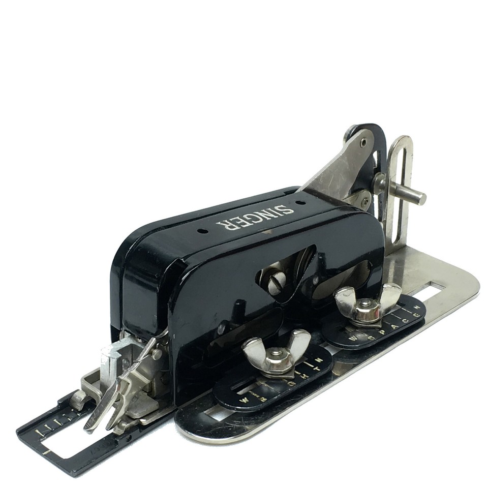 SINGER Buttonholer Attachment 86662 Low Shank 201 Featherweight 221 222 ...