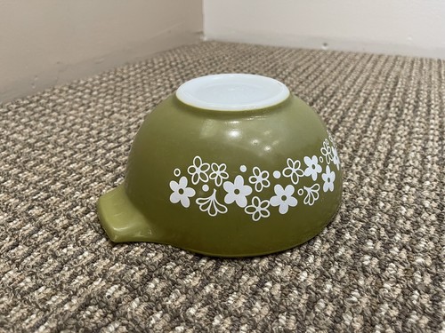 Vintage Pyrex 442 Spring Blossom Green Crazy Daisy Cinderella Mixing ...