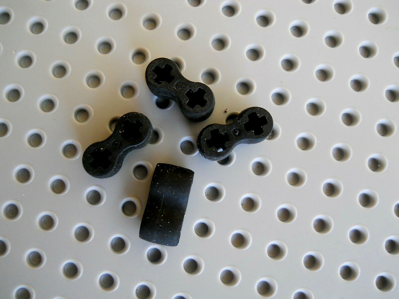 Lego Lot of 4 Used Technic Axle Connector Double Flexible Black Rubber ...
