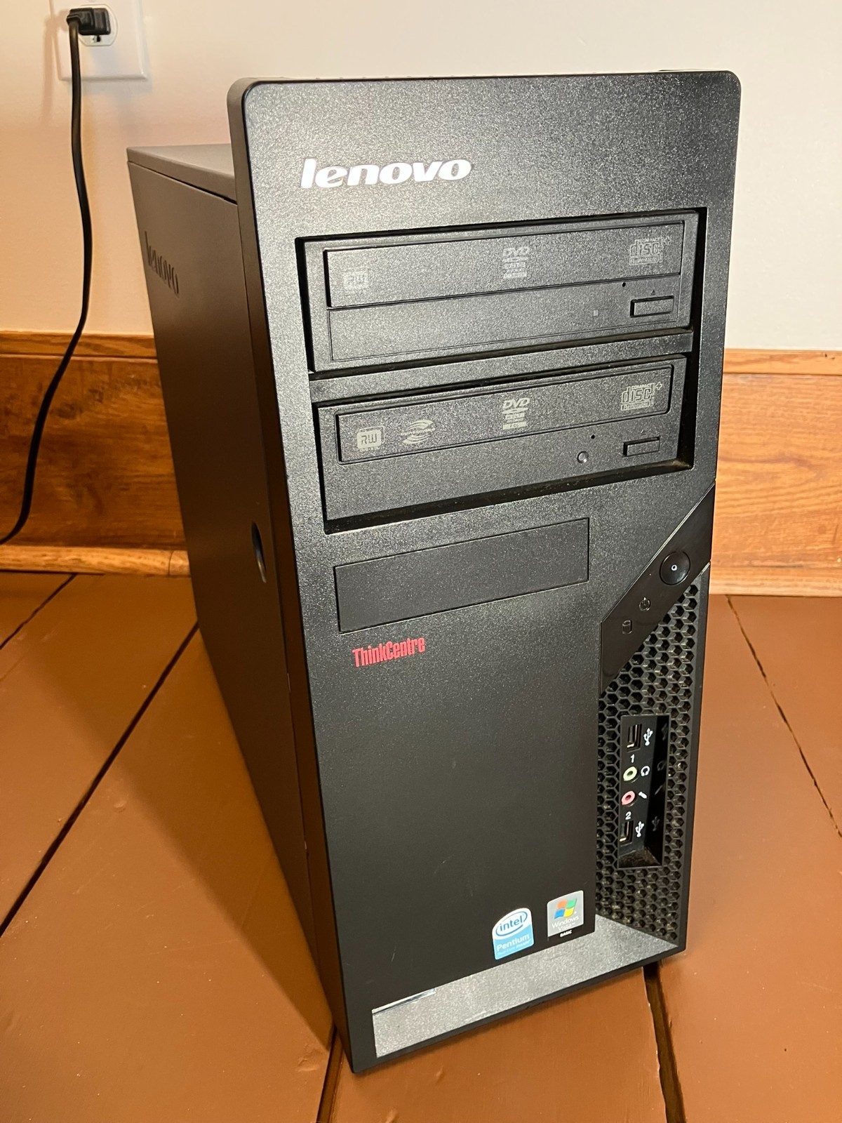 Lenovo ThinkCentre Empty MicroATX PC Case for Retro or Sleeper PC Build ...