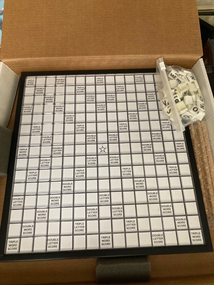 Scrabble Low Vision Impaired High-Contrast Tiles & Turntable Deluxe ...