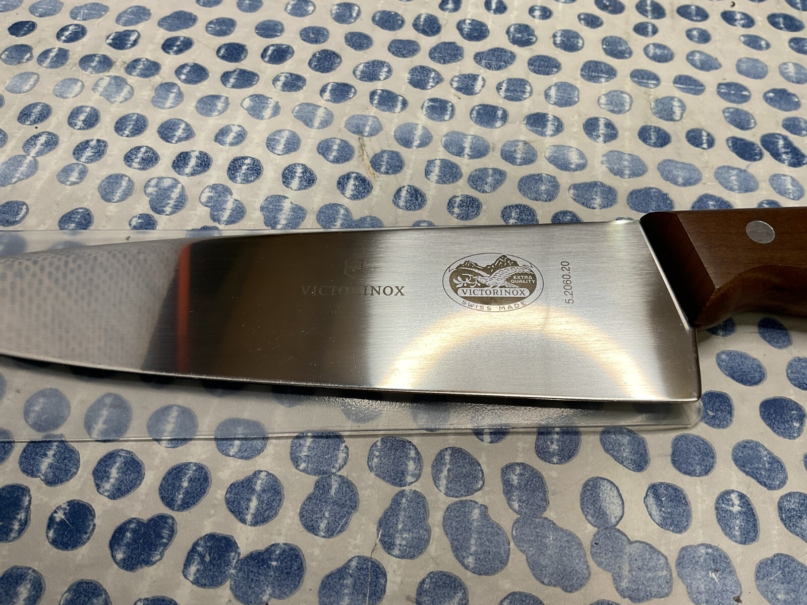 NEW Victorinox Wood Chef's Knife Extra Wide SS 8" Blade, Maple Handle 5 ...