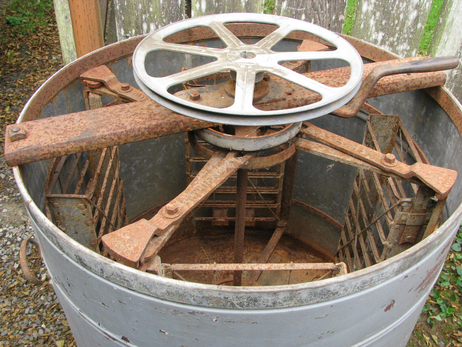 Antique COWANS RAPID REVERSIBLE HONEY EXTRACTOR Four Deep Frames A.I ...