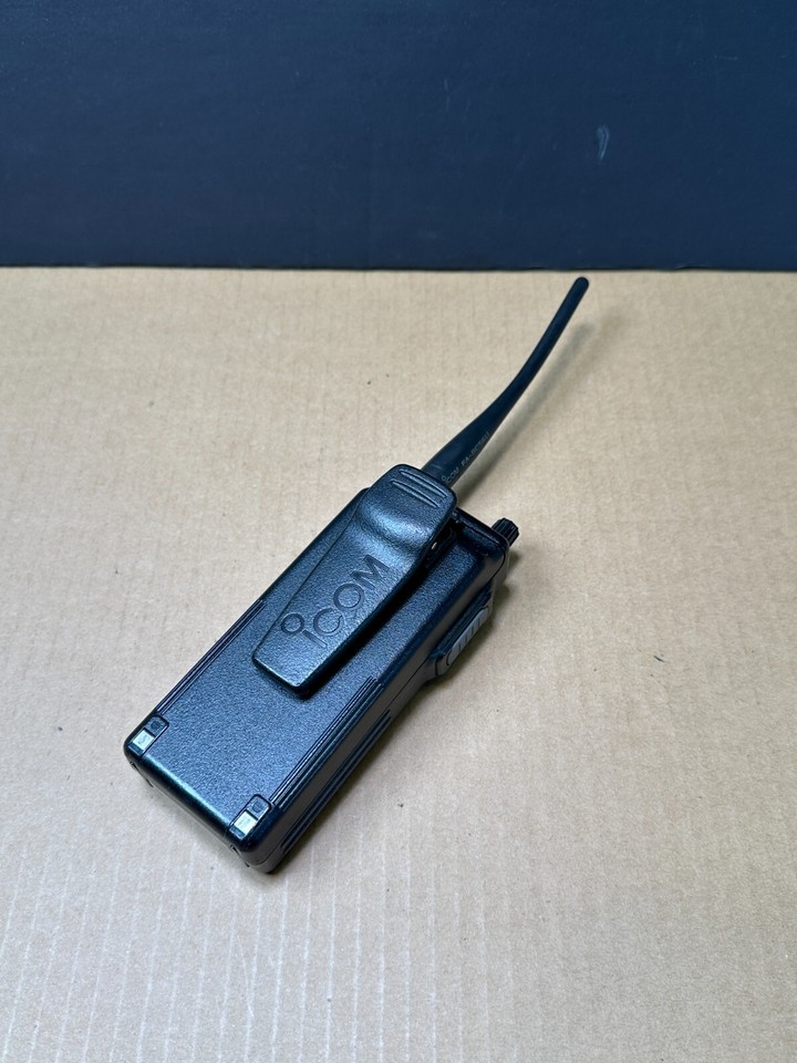 ICOM IC-F4S-4 440-470MHz UHF Two Way Radio Works Ships Fast!!! | eBay