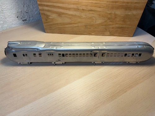 Vintage Pressed Steel AMERICAN TOY SALES M-10000 m10000 Streamliner Toy ...