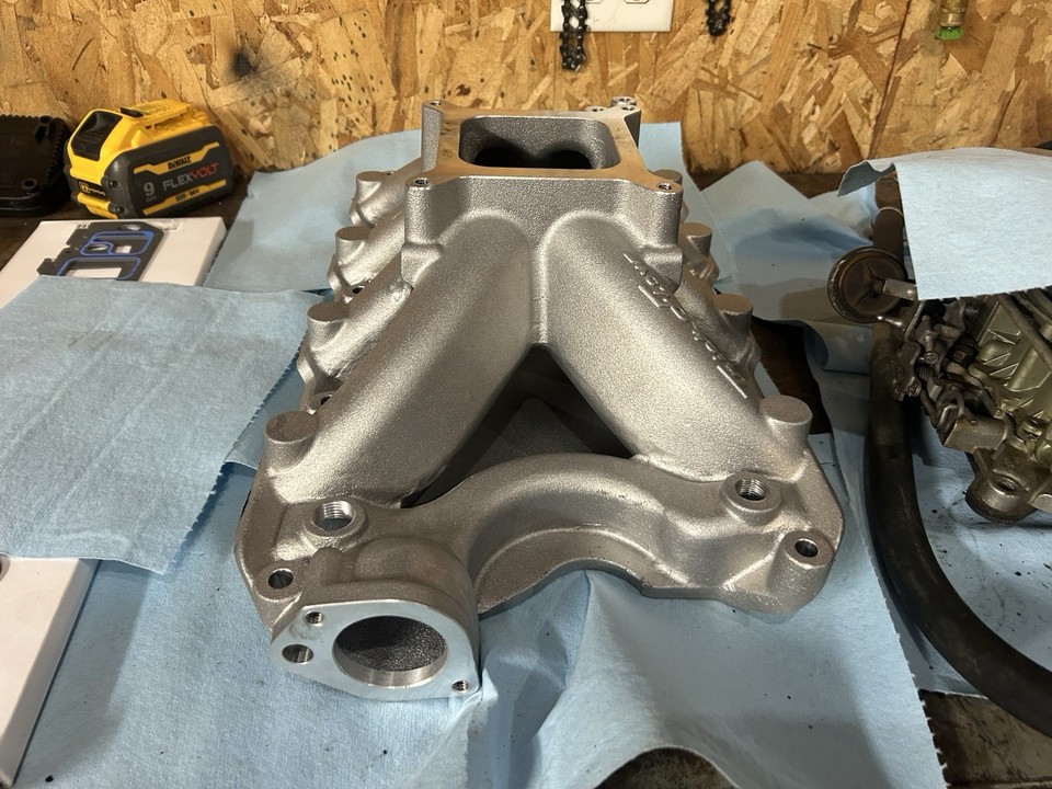 TFS R-Series Intake Manifold For 351W SBF W/ Holley 4150 Style Pattern ...