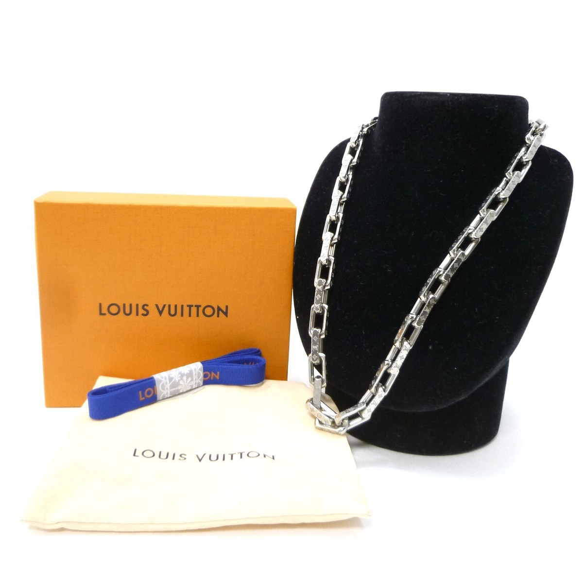 Authentic LOUIS VUITTON Monogram Chain Necklace M00307 Authentic LOUIS VUITTON Monogram Chain Necklace M00307