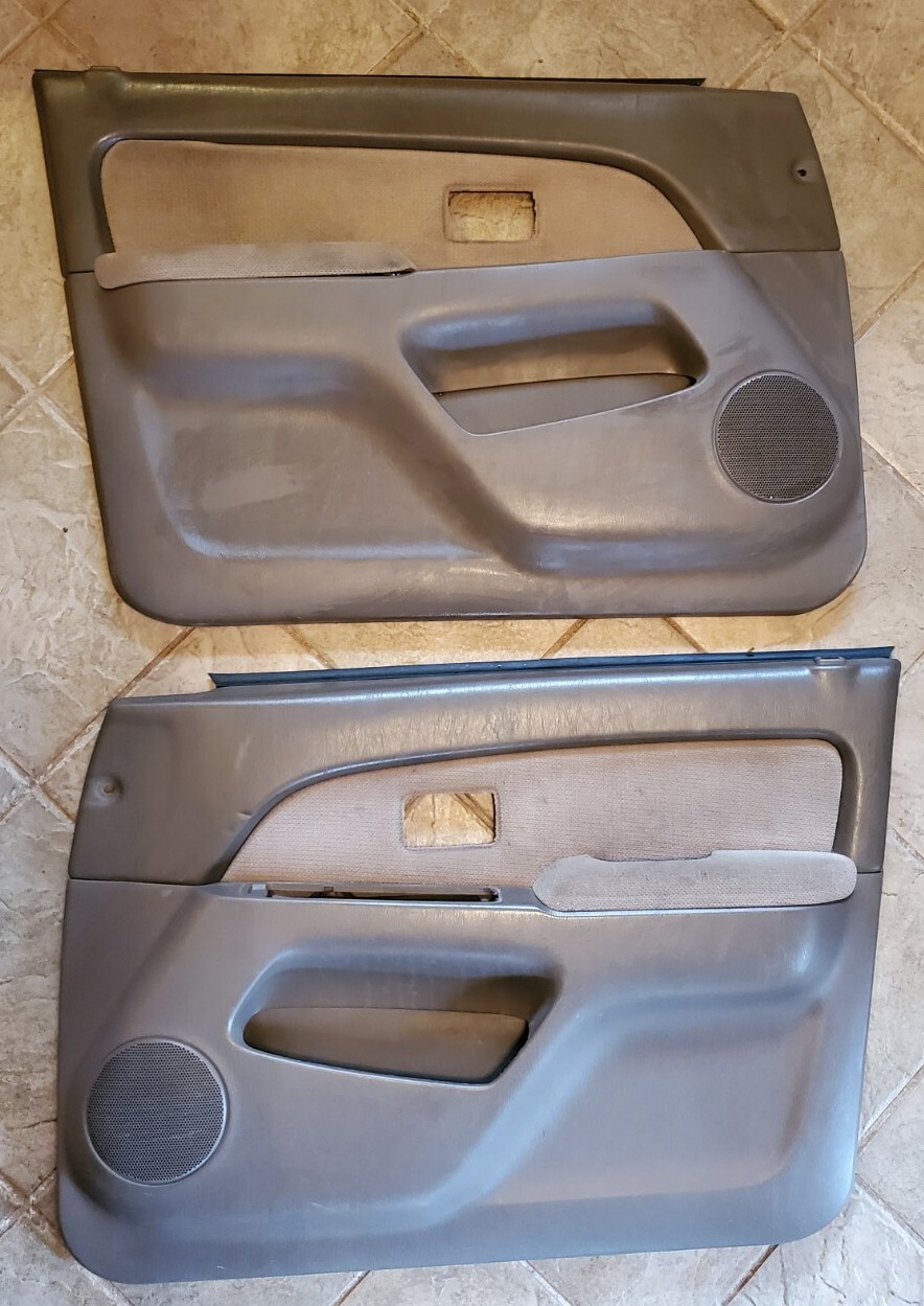 1996 2002 Toyota 4Runner Door Panel FRONT SET driver Passenger OEM SR5 ...