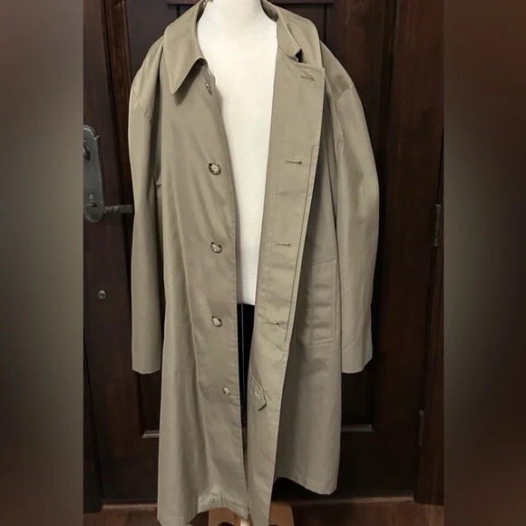 Vintage Korean Tan Trench coat - Gem