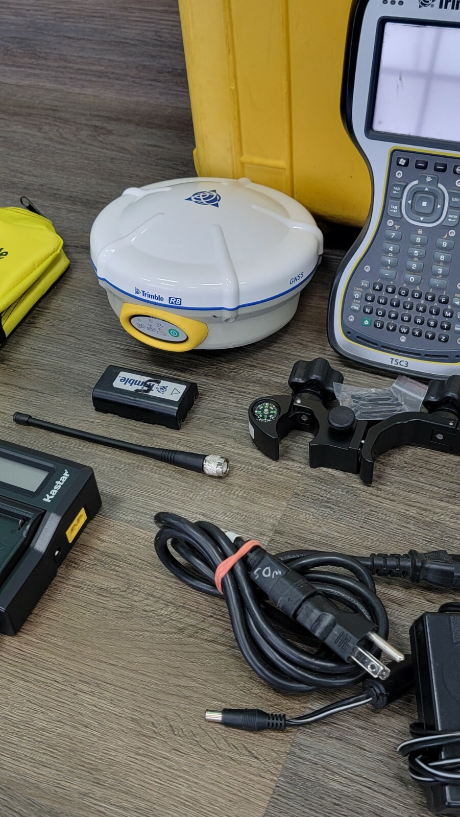 Trimble Dual R8 Model 2 GPS GNSS Glonass | Grelly USA