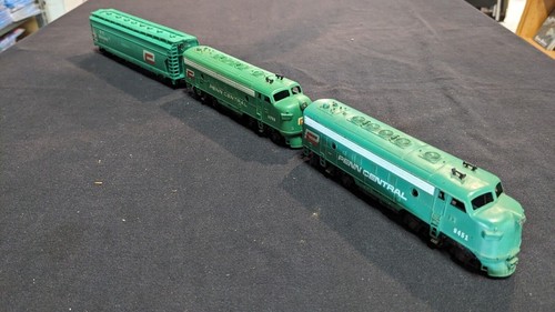 Mantua Tyco HO Penn Central EMD F7 Loco (Parts/Repair) + AHM PC Hopper ...