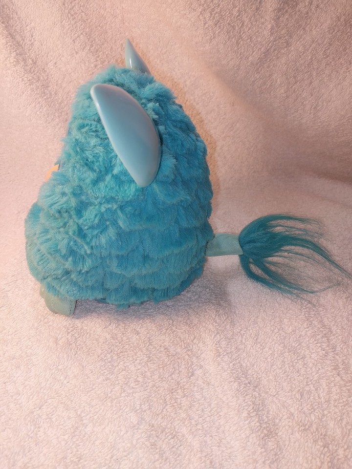 2012 Hasbro Furby Figure Blue Aqua Interactive Talking Toy | eBay