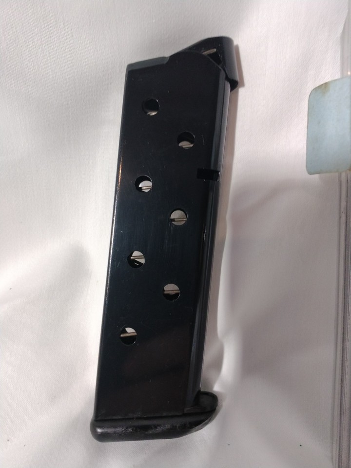 2 Pack 8 Round 1911 magazines. Mag-Pack 1911 Magazine with "V2 Follower ...