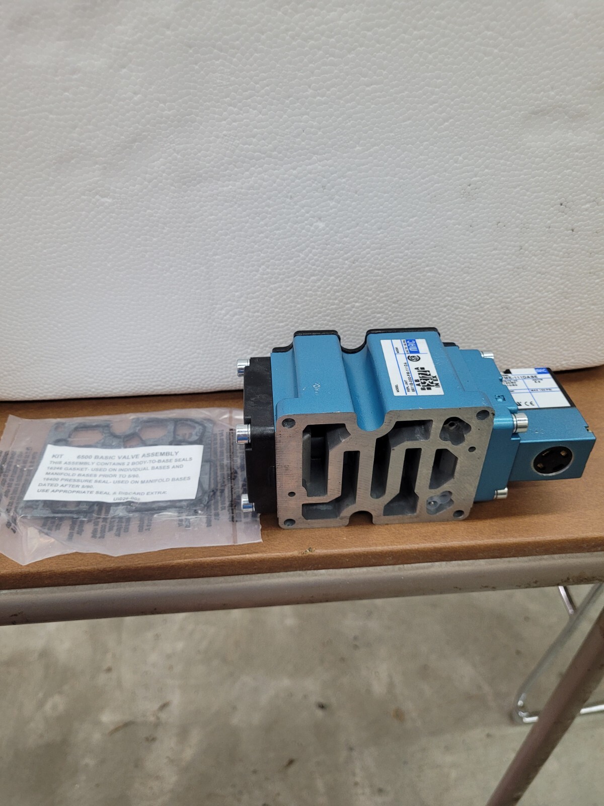 MAC Valves 6513B-000-PM-111DA 4-Way Solenoid Spool Valve | eBay